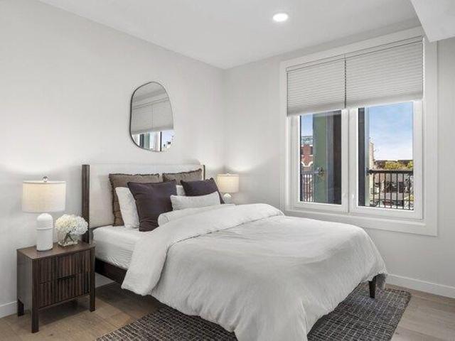 condo with 1 bedroom, Boston MA ES105650179