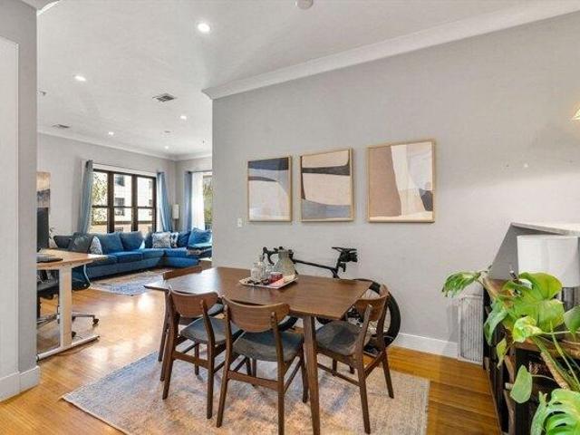 condo with 1 bedroom, Boston MA ES105061171