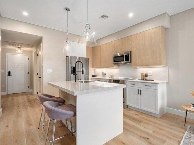 condo with 1 bedroom, Boston MA ES105079717