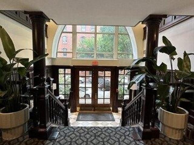 condo with 1 bedroom, Boston MA ES105080768