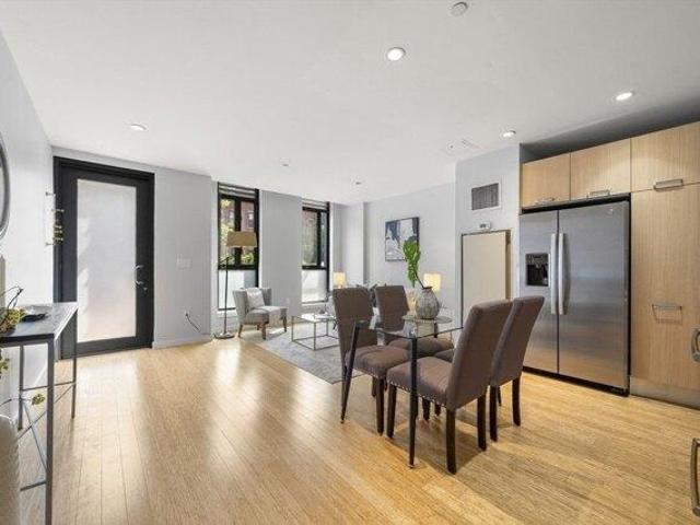 condo with 1 bedroom, Boston MA ES105093412
