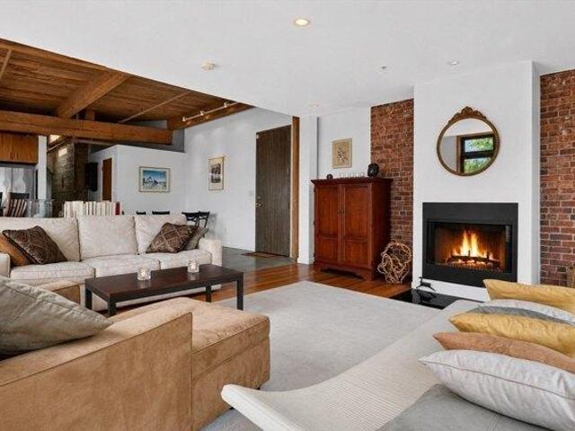 condo with 1 bedroom, Boston MA ES105105669