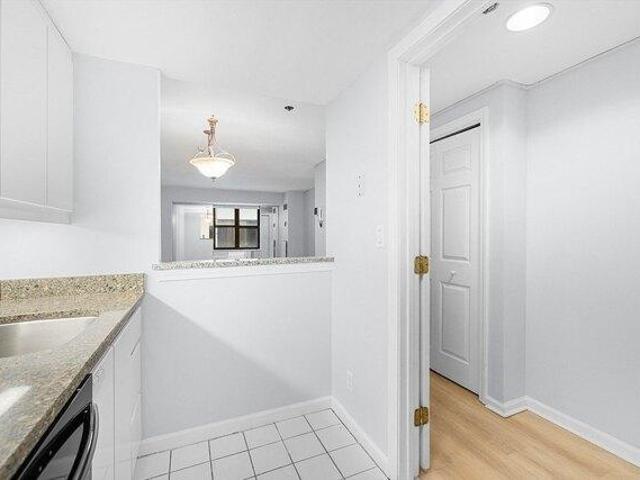 condo with 1 bedroom, Boston MA ES105106050