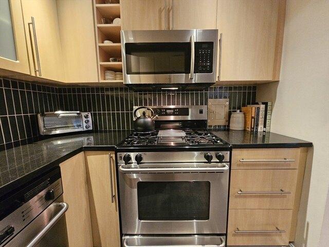 condo with 1 bedroom, Boston MA ES105108411
