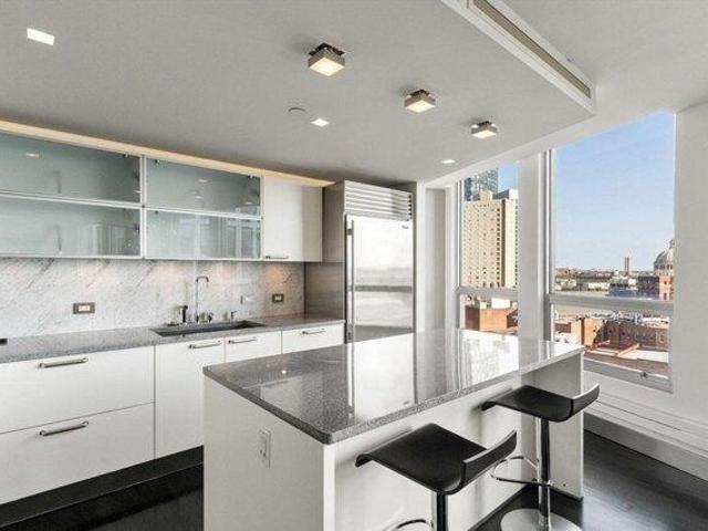 condo with 1 bedroom, Boston MA ES105204044