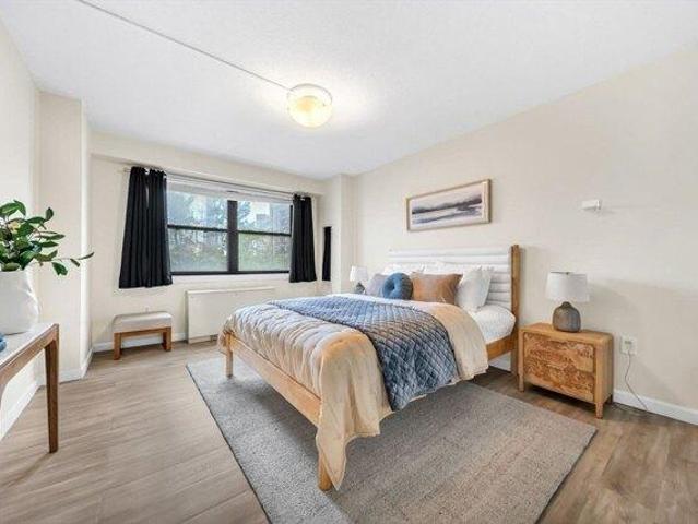 condo with 1 bedroom, Boston MA ES105207388