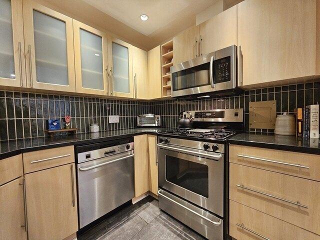 condo with 1 bedroom, Boston MA ES105290014