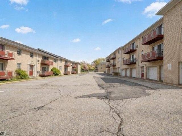 condo with 1 bedroom, Bloomfield NJ ES104849100