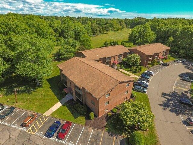 condo with 1 bedroom, Brockton MA ES105082582