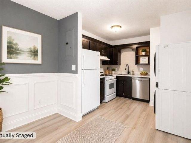 condo with 1 bedroom, Brockton MA ES105107757