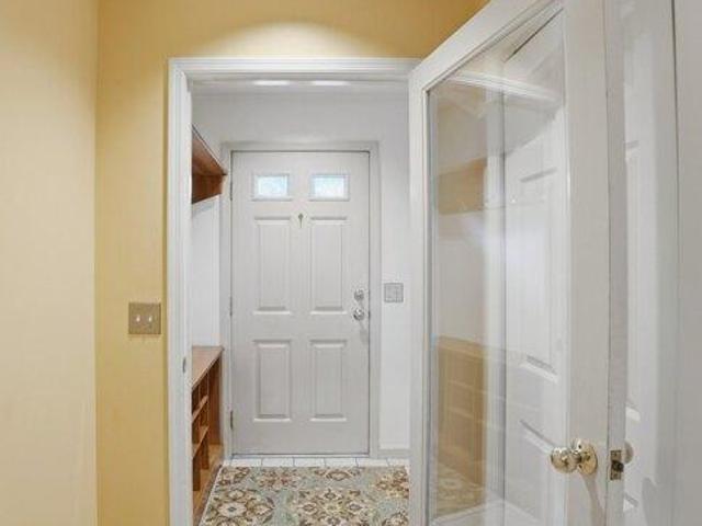 condo with 1 bedroom, Brookfield CT DS104113528