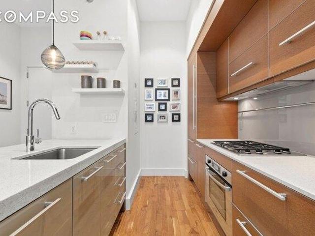 condo with 1 bedroom, Brooklyn NY DLS101782591