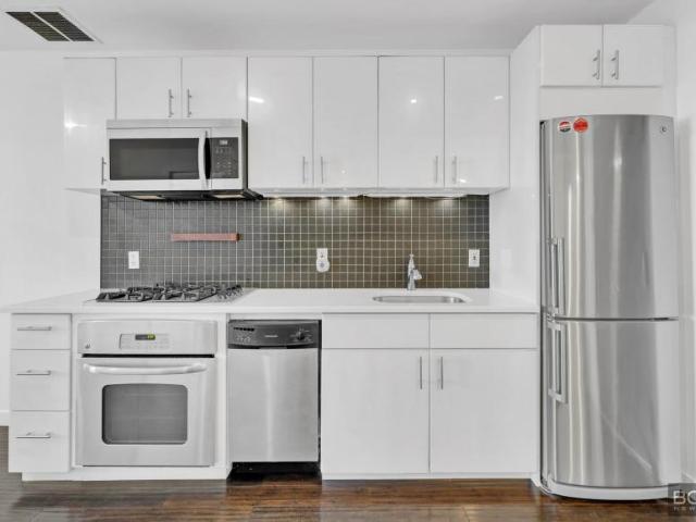 condo with 1 bedroom, Brooklyn NY DS101330872