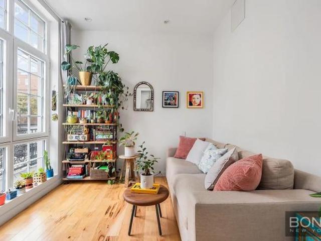 condo with 1 bedroom, Brooklyn NY DS81236793