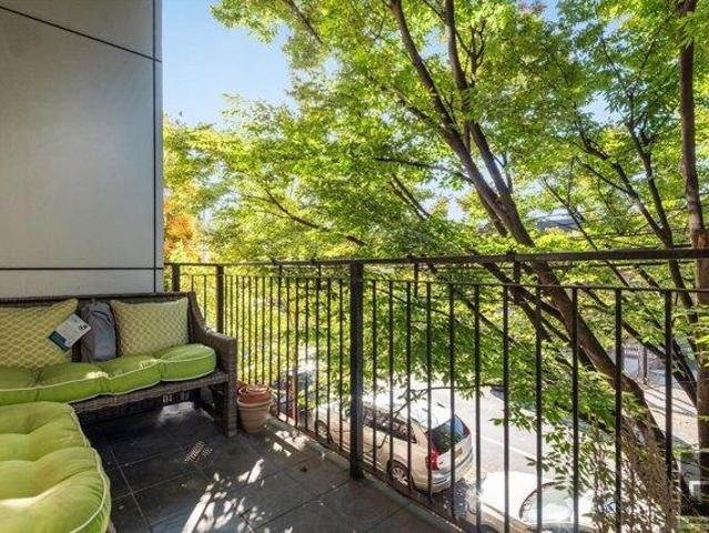 condo with 1 bedroom, Brooklyn NY ES104922238