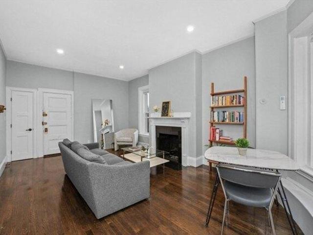 condo with 1 bedroom, Brookline MA DLS102779328