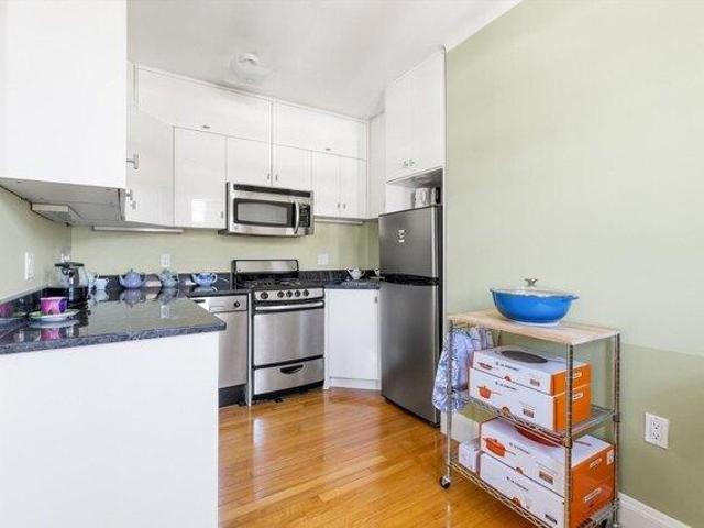 condo with 1 bedroom, Brookline MA DS102342742