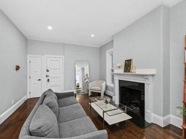 condo with 1 bedroom, Brookline MA DS103495614