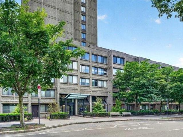 condo with 1 bedroom, Brookline MA DS103852016