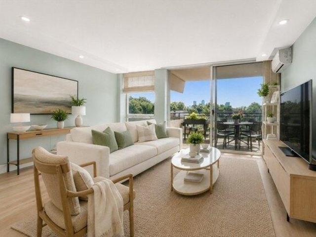 condo with 1 bedroom, Brookline MA DS104479946