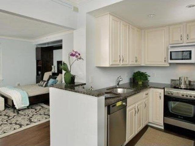 condo with 1 bedroom, Brookline MA ES103185087