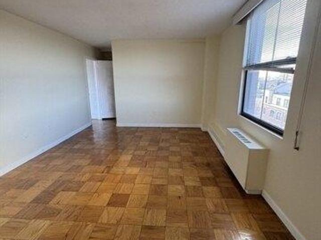 condo with 1 bedroom, Brookline MA ES103223491