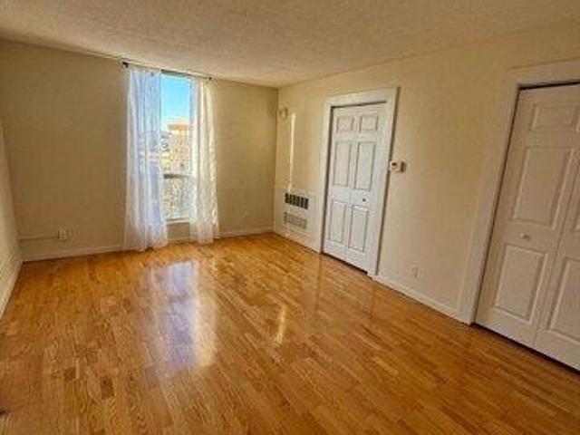 condo with 1 bedroom, Brookline MA ES105060098