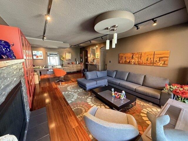 condo with 1 bedroom, Brookline MA ES105231887