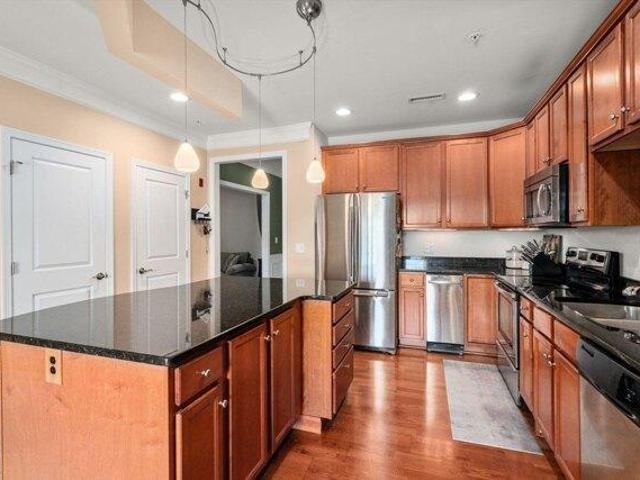 condo with 1 bedroom, Braintree MA ES103247488