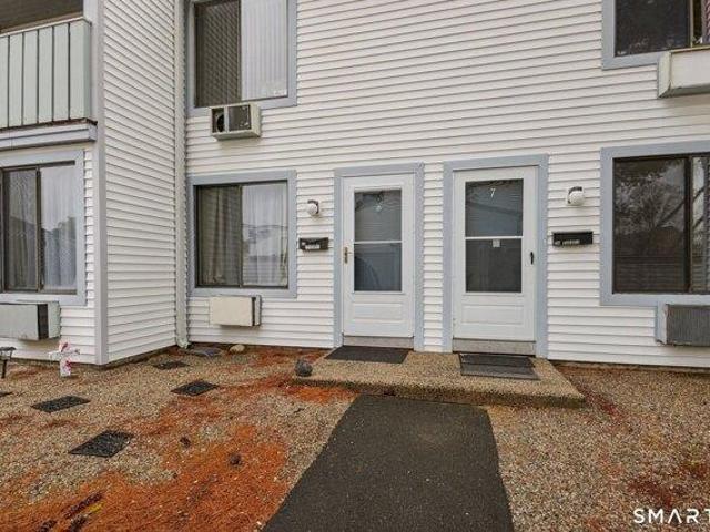 condo with 1 bedroom, Branford CT DLS101628147