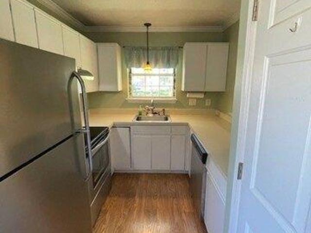 condo with 1 bedroom, Branford CT DS102444576