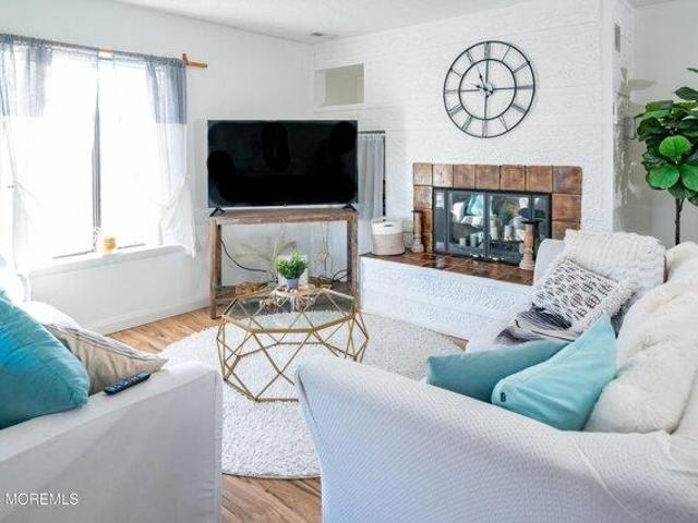 condo with 1 bedroom, Brick NJ DS102530526