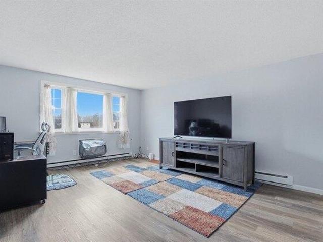 condo with 1 bedroom, Bridgewater MA DS102593227
