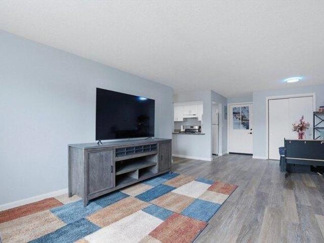 condo with 1 bedroom, Bridgewater MA ES103020016