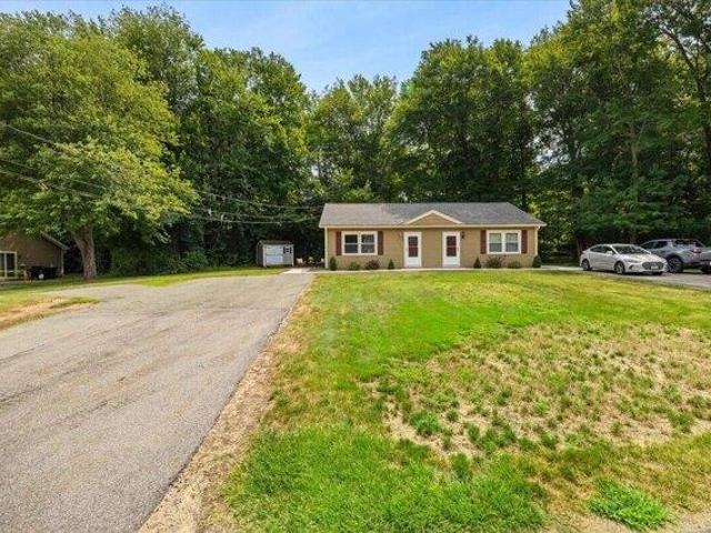 condo with 1 bedroom, Bridgewater MA ES105229165