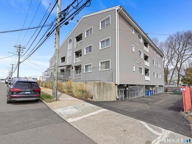 condo with 1 bedroom, Bridgeport CT DLS102531589