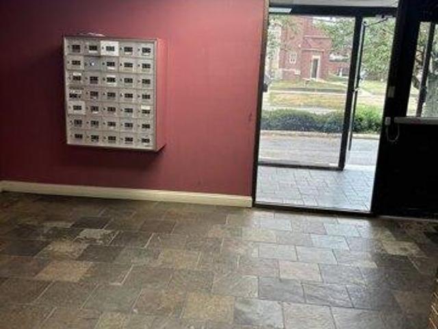 condo with 1 bedroom, Bridgeport CT DS102211588