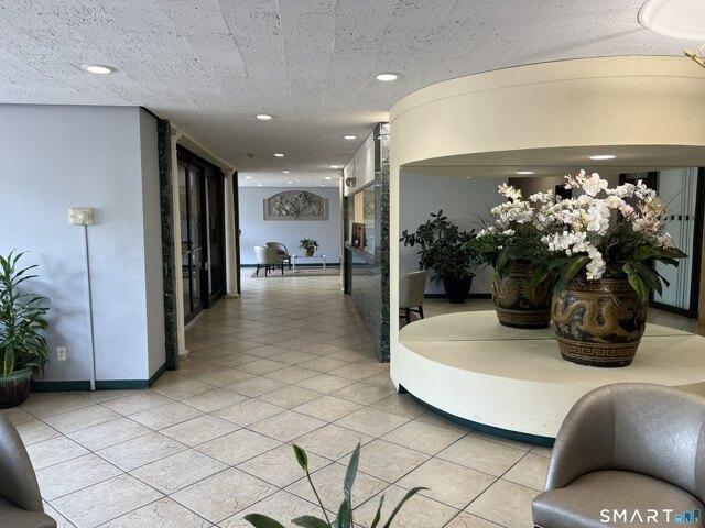 condo with 1 bedroom, Bridgeport CT ES104514022