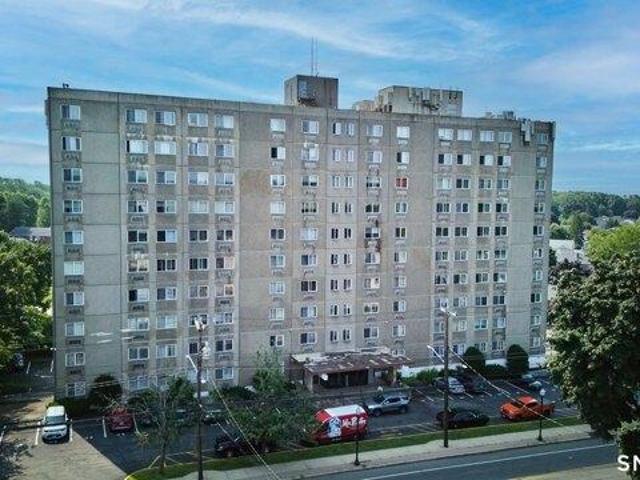 condo with 1 bedroom, Bridgeport CT ES104542469