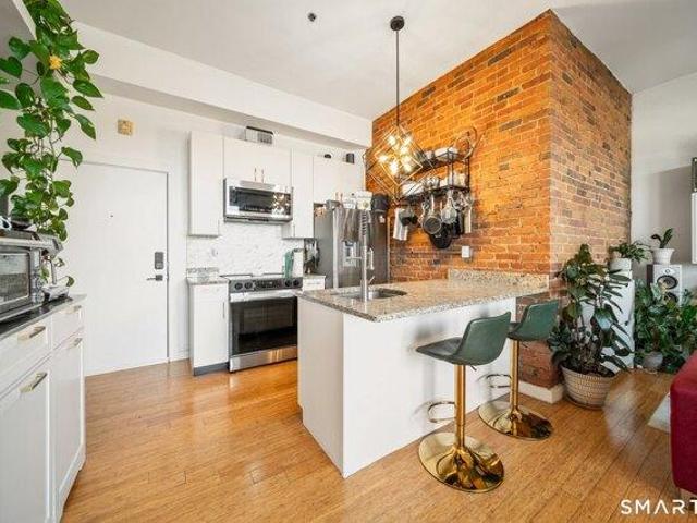 condo with 1 bedroom, Bridgeport CT ES105142189