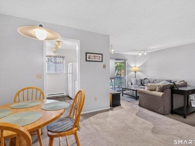 condo with 1 bedroom, Bridgeport CT ES105190856
