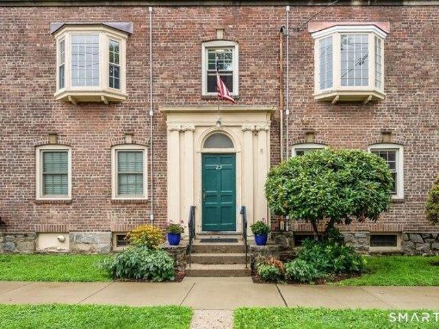 condo with 1 bedroom, Bridgeport CT ES105205975