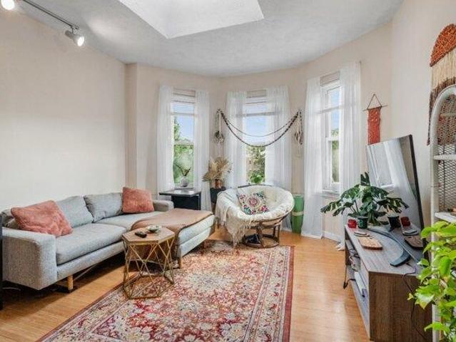 condo with 1 bedroom, Brighton MA ES103431194