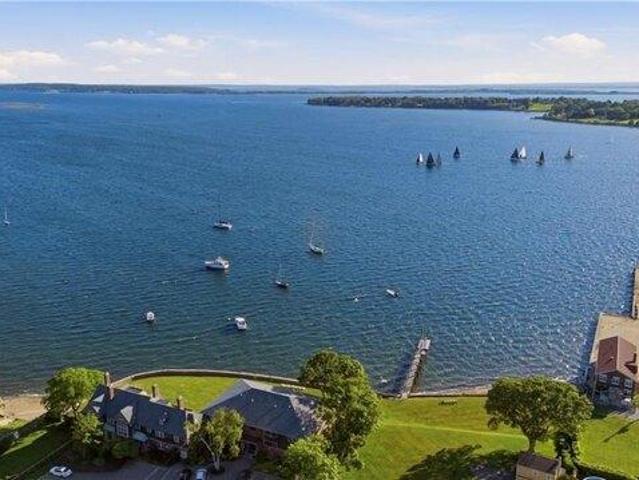 condo with 1 bedroom, Bristol RI ES104011572