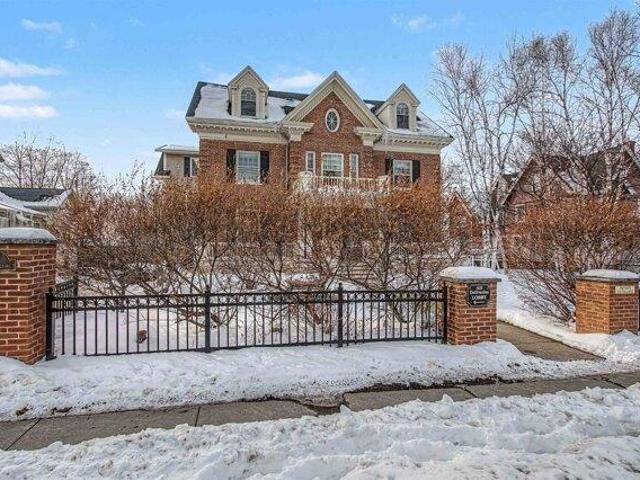 condo with 1 bedroom, Burlington VT DLS102279958