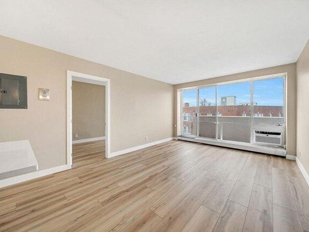 condo with 1 bedroom, Cambridge MA ES103434366