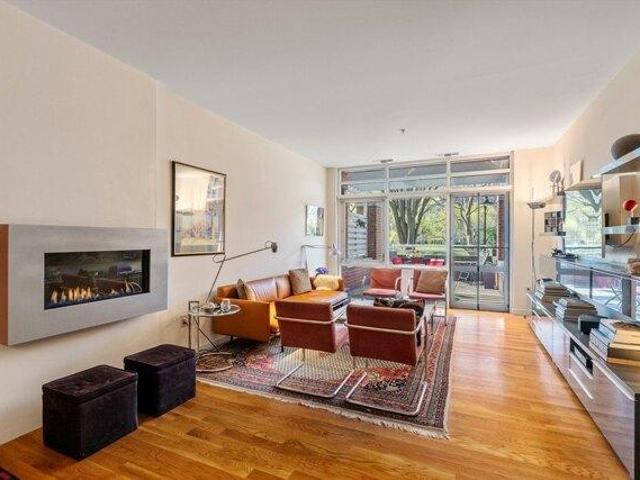 condo with 1 bedroom, Cambridge MA ES103127818