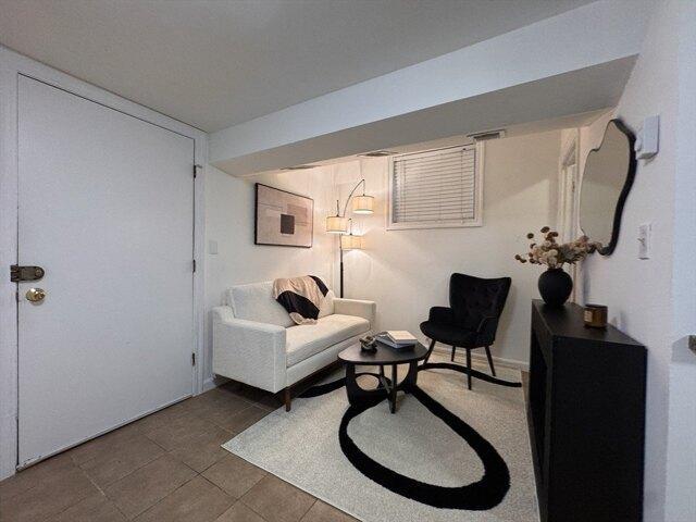 condo with 1 bedroom, Cambridge MA ES105108224