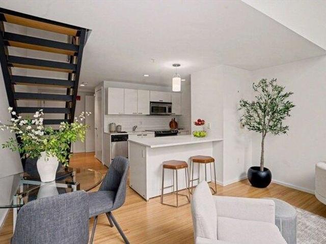 condo with 1 bedroom, Cambridge MA ES105203012