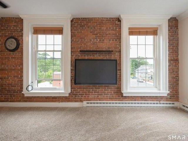 condo with 1 bedroom, Canton CT DS104114016